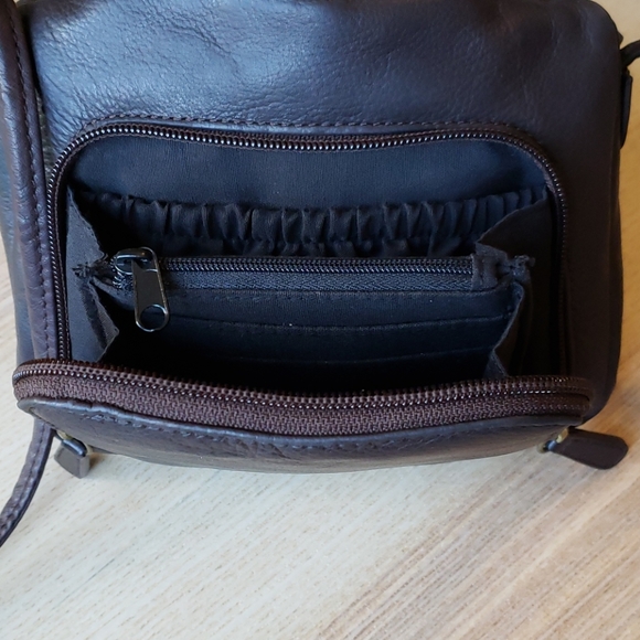 Stone Mountain Accessories | Bags | Stone Mountain Leather Crossbody ...